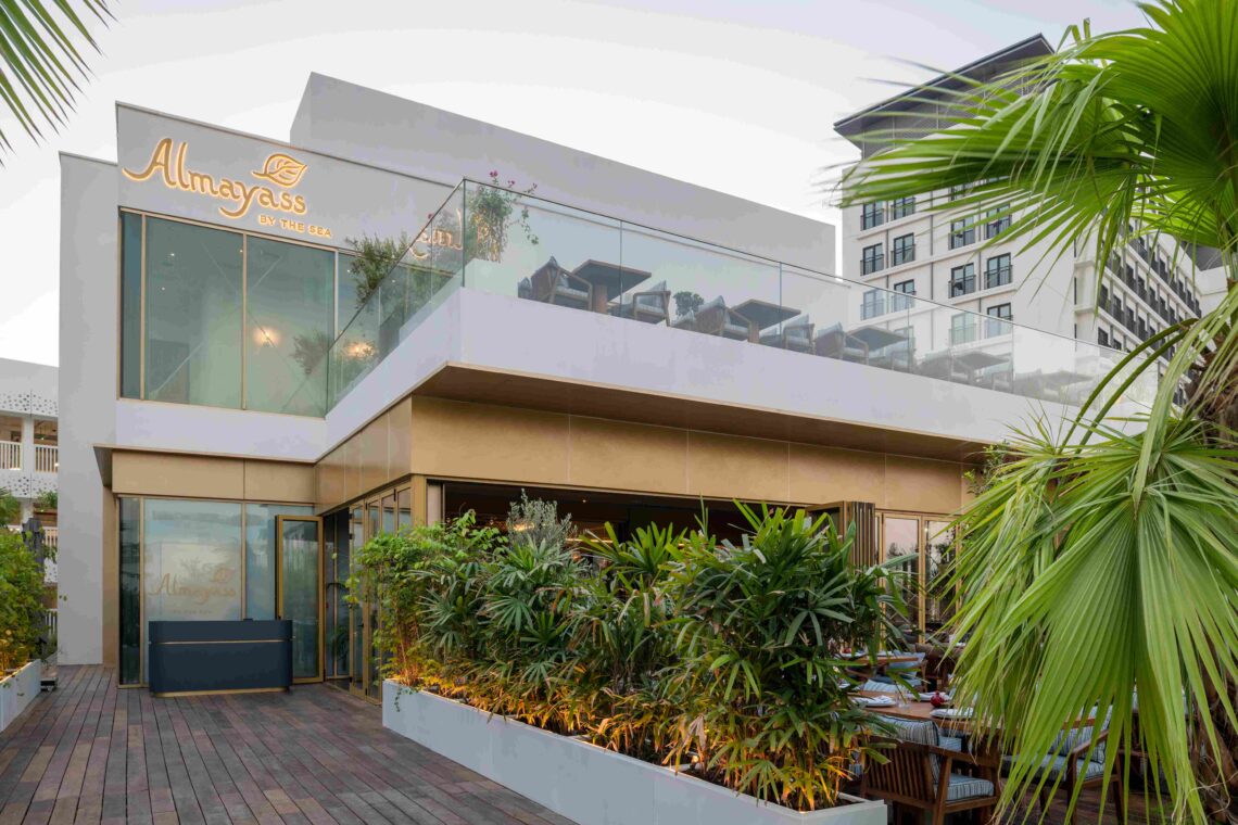 J1 Beach Redefines Dubai’s Dining Scene With Global Icons From Paris To ...